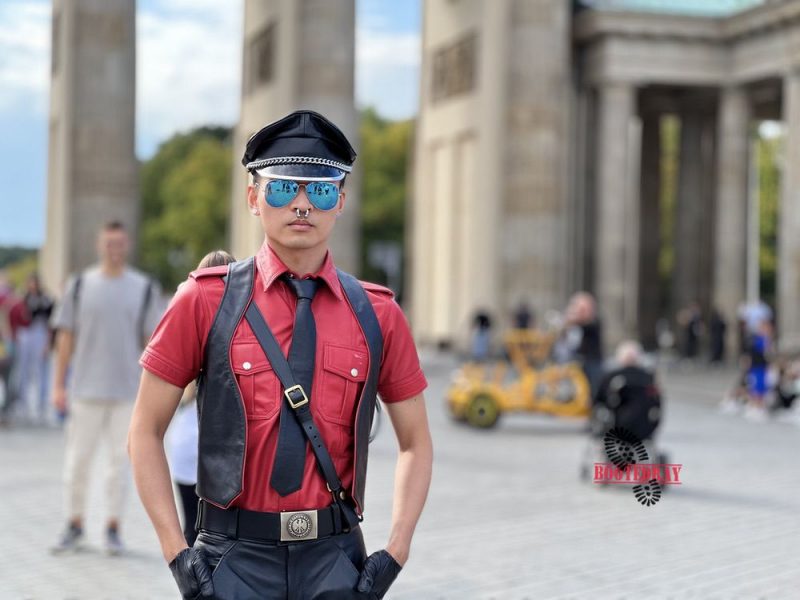 Folsom Berlin 2022 – Gear in Public – BootedRAY